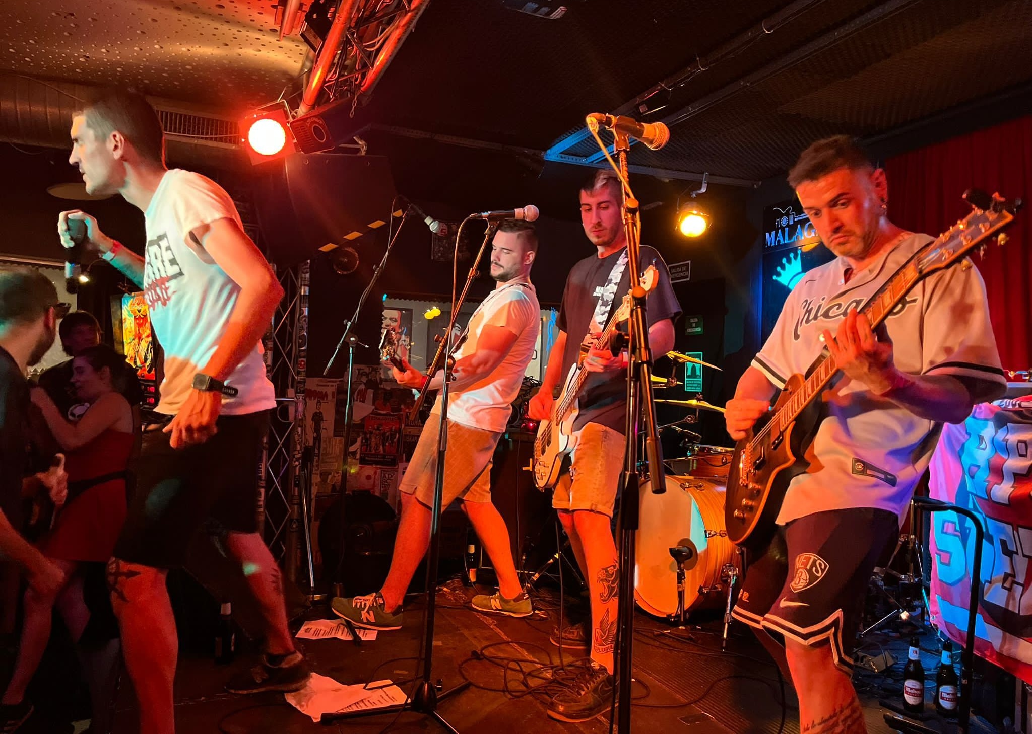 La banda ciudadrealeña 'Distrito 16' se suma al cartel del Muxismo Rock ...