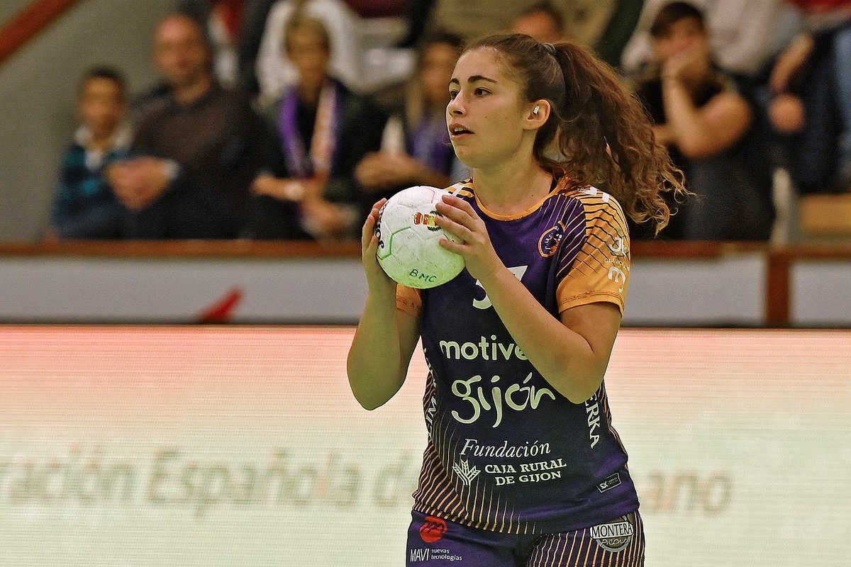 La miguelturreña Rocío Rojas ficha por el Replasa Beti-Onak - Diario de ...